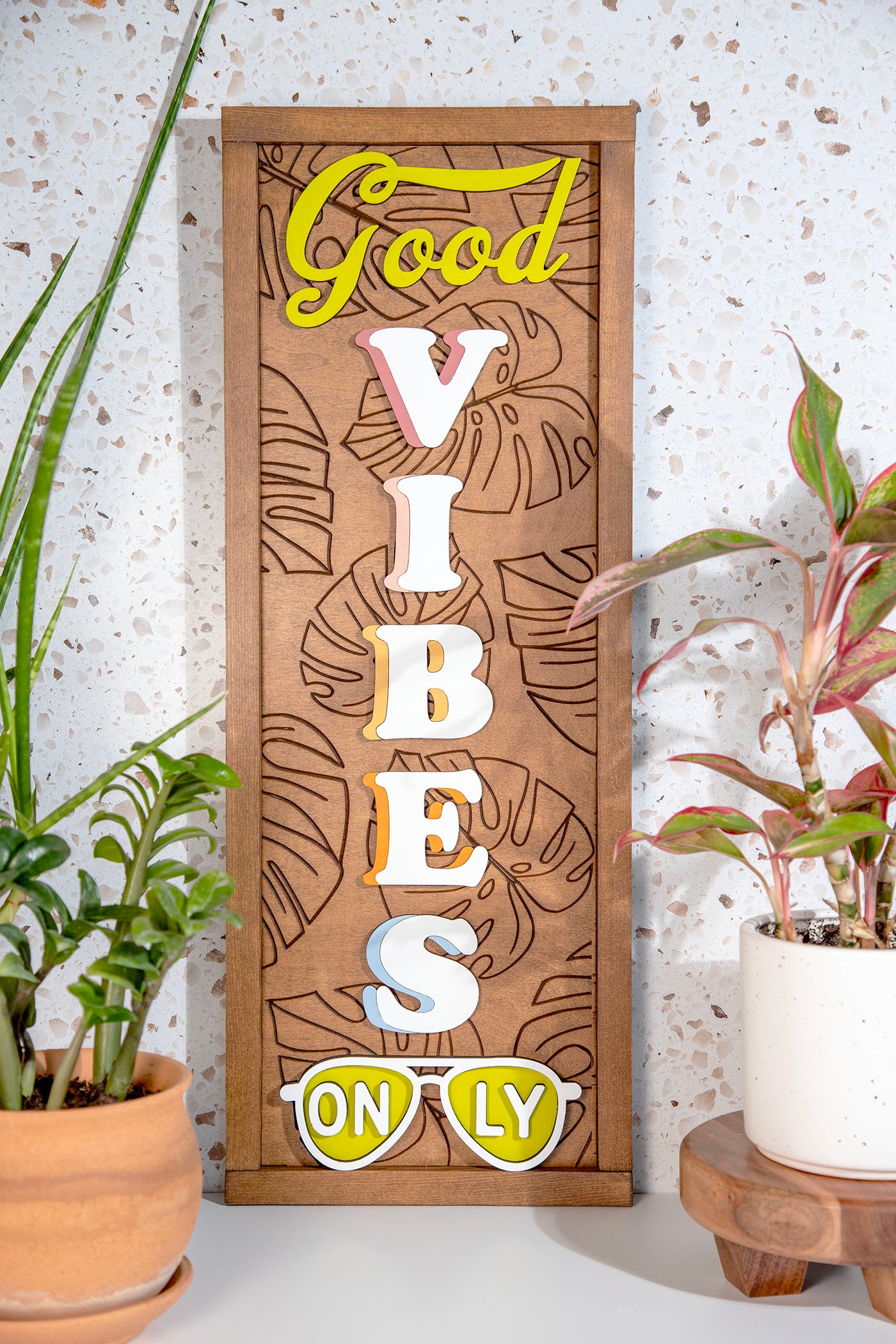 Good Vibes Only Wood Sign – The Tipsy Anvil Co.